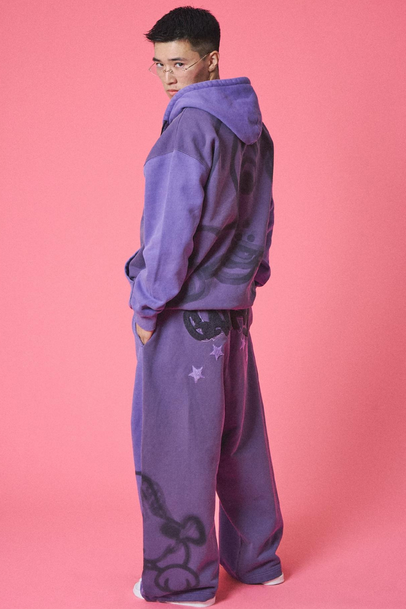 GALFY(ガルフィー)の2024春の新作が数量限定予約受付開始！トレンドを押さえたピグメント染パーカーや、ブランドらしいYABAめロンTなど、セットアップ可能なアイテムが多数登場！ゲキクロ ...